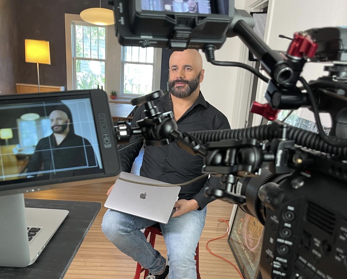 Steve Helling – Journalist | TV Host | Author